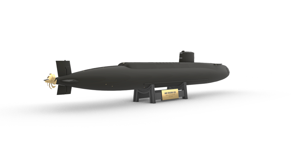 HMS Renown S26 - Submarine self assembly model kit scale 1:150 866mm/3 ...